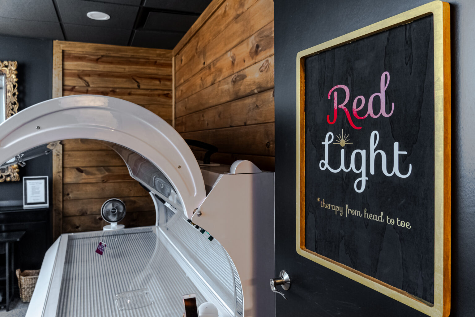 Red Light Therapy Bed Milwaukee | Full Body Red Light Treatment WI